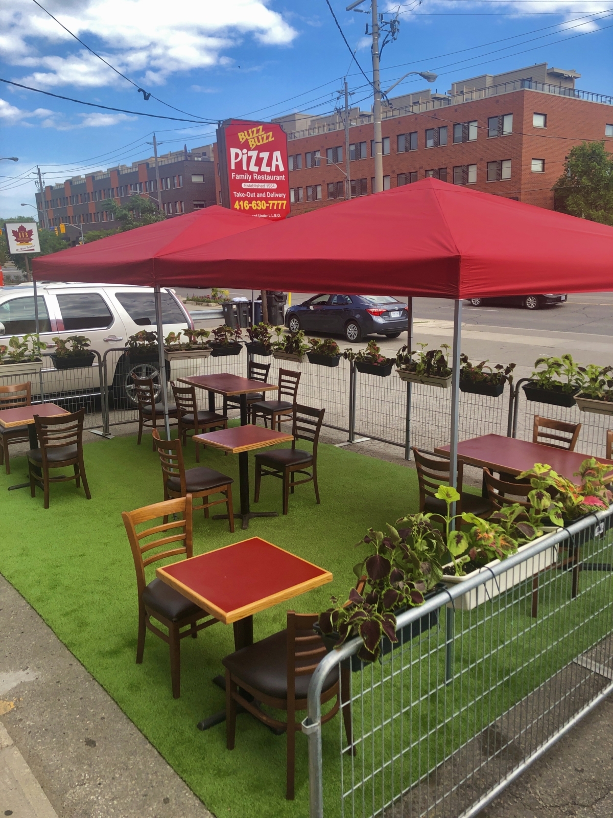 About Us - Buzz Buzz Pizza